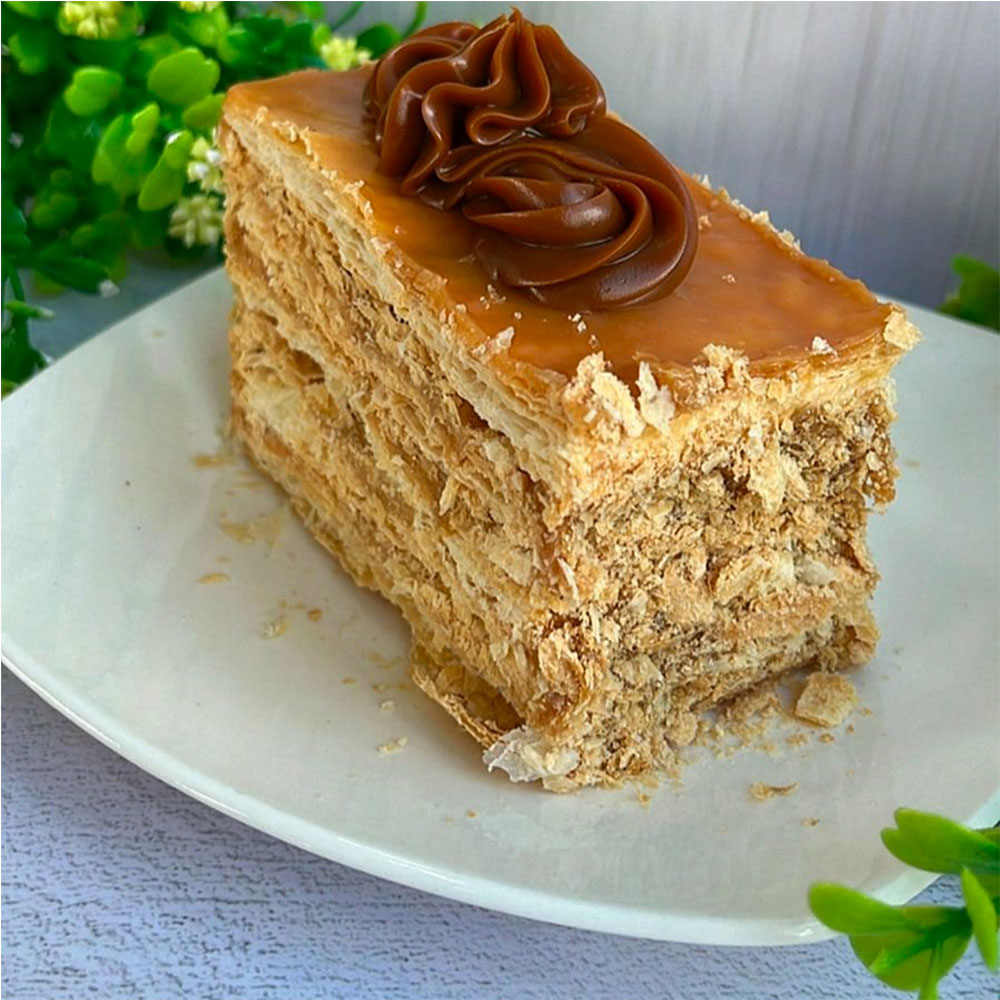 Pastel Mil Hojas Manjar - Pastelería Dgusta